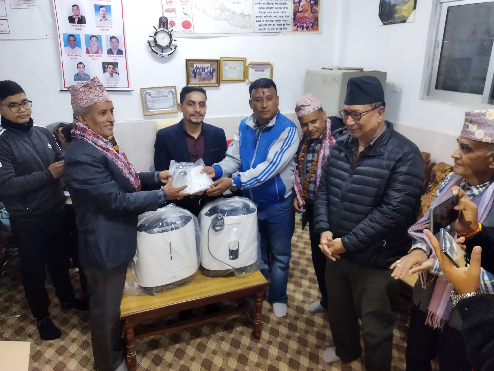 रुरु प्राथमिक स्वास्थ्य केन्द्रका लागि अक्सिजन कन्सरटेटर हस्तान्तरण ...